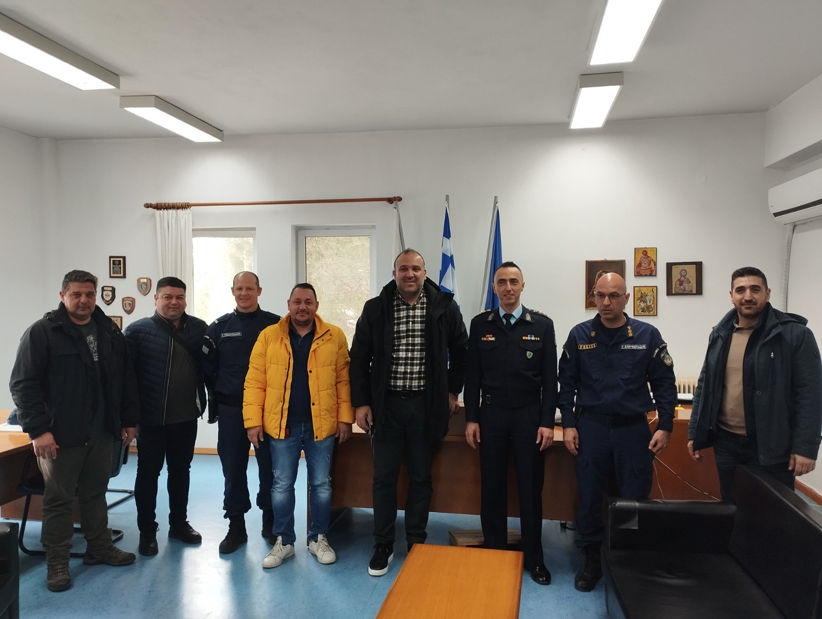 Δωρεά προτζέκτορα στο ΤΔΑ Κομοτηνής. - Σ.Ε.Φ.Ε.Α.Α.Μ.Θ.